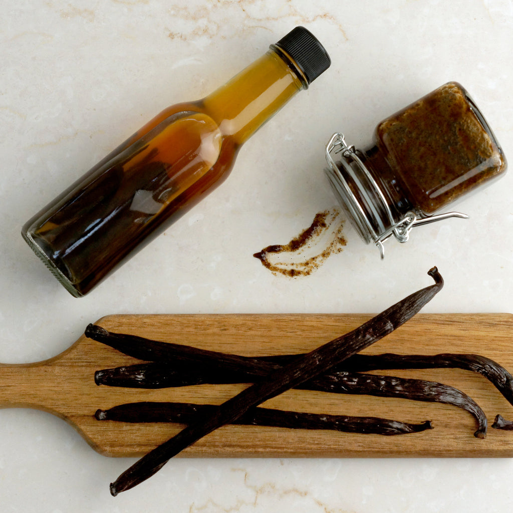 Vanilla Extract vs. Vanilla Bean Paste: What’s the Difference and When ...